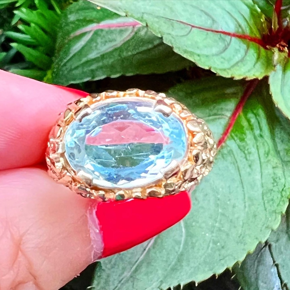Vintage 14k Yellow Gold Gypsy Set Large Aquamarine Ri… - Gem